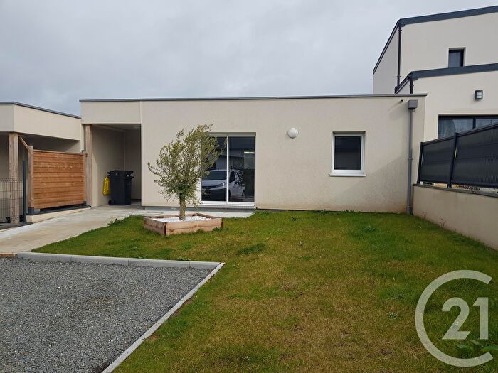 Maison à louer - Lécousse - 3 pièces - 2 chambres