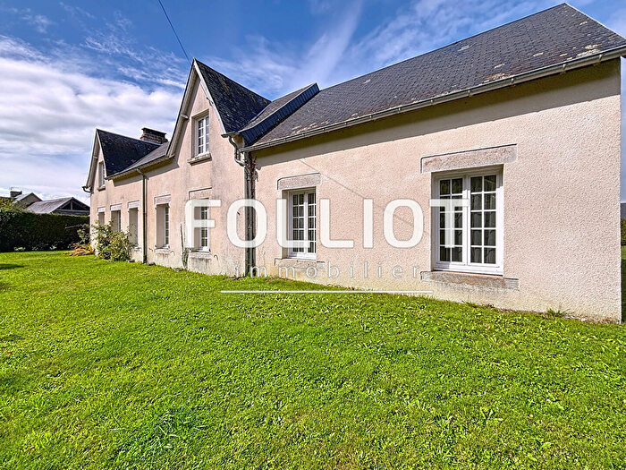 Maison à vendre - Saint-Aubin-des-Préaux - 7 pièces - 5 chambres