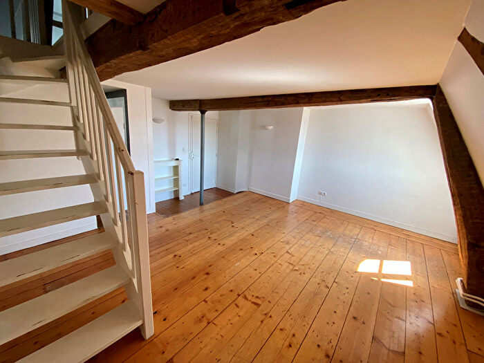 Appartement à louer - Lille, Centre-ville, Euralille - 3 pièces - 2 chambres