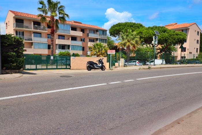 Appartement 2 pièces à louer - Sanary-sur-Mer