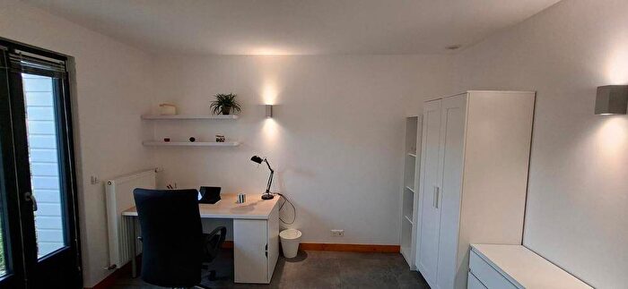 Appartement à louer - Boissiere, Trappes - 1 pièce