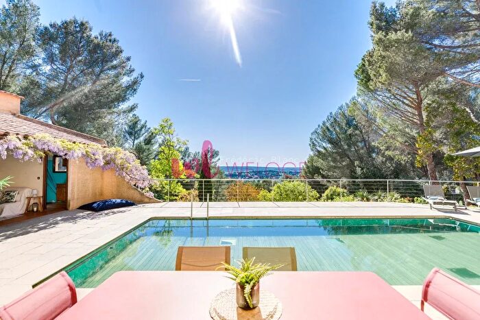 Maison à vendre - Aix-en-Provence - 11 pièces - 6 chambres