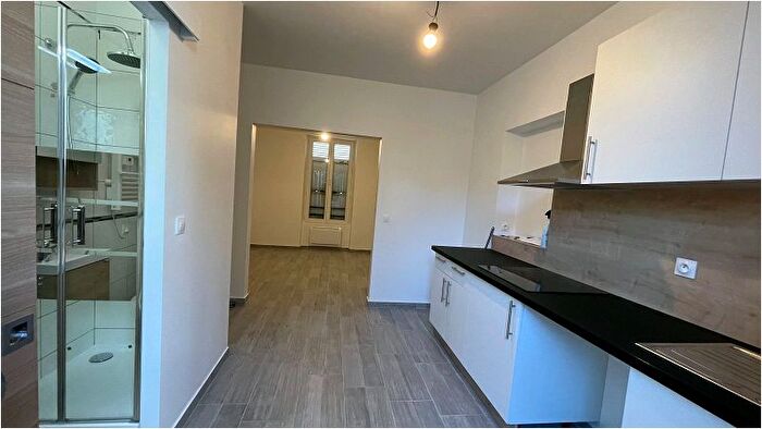 Appartement à louer - Viry-Châtillon, Chatillon - 1 pièce