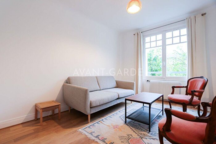 Appartement à louer - Auteuil Sud, Paris ème arrondissement - 2 pièces - 1 chambre