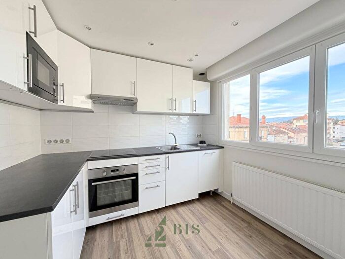 Appartement à louer - Roanne - 3 pièces - 2 chambres