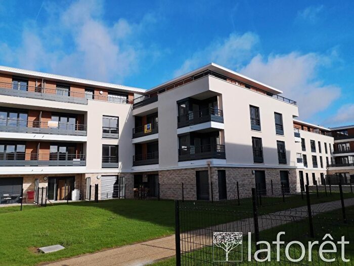 Appartement à louer - Plaisir, Ebisoires - 1 pièce