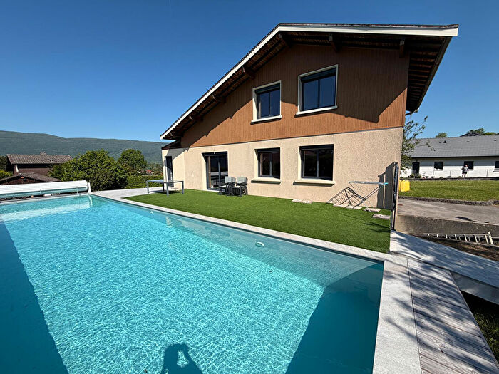 Maison 5 pièces à vendre à Saint-Germain-sur-Rhône