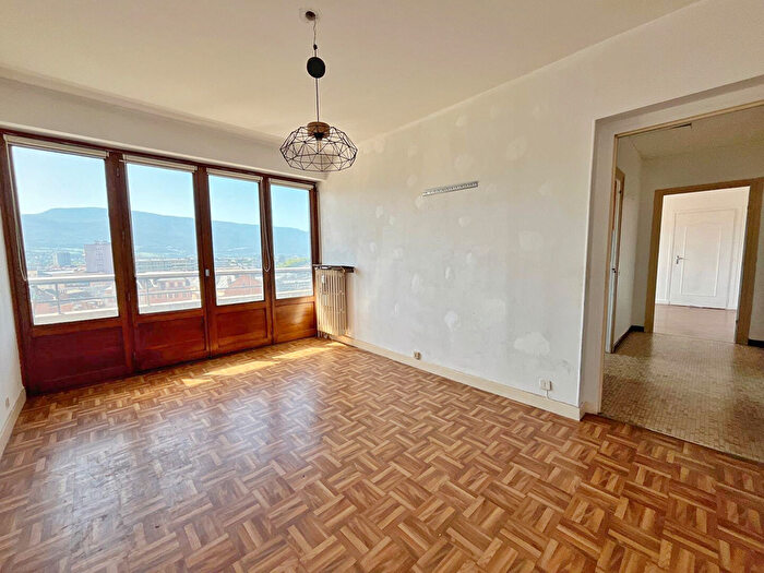 Appartement 2 pièces à vendre à Chambéry, Centre-ville