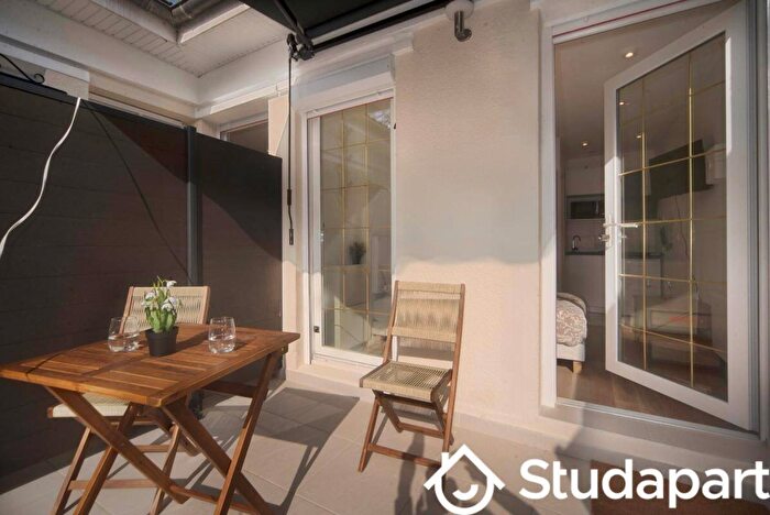 Maison à louer - Cimetiere, Créteil - 1 pièce