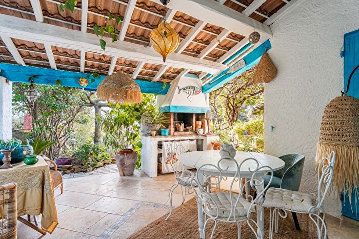 Maison à vendre - Ceyreste - 4 pièces - 3 chambres