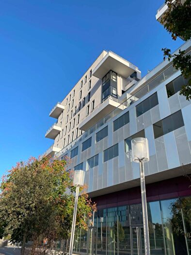 Appartement à louer - République-Université, Nanterre - 4 pièces - 3 chambres
