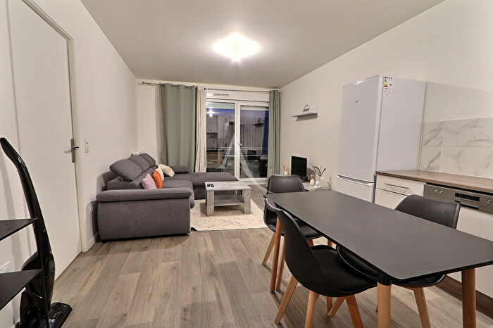 Appartement à louer - Drancy, Paris Campagne - 2 pièces - 1 chambre