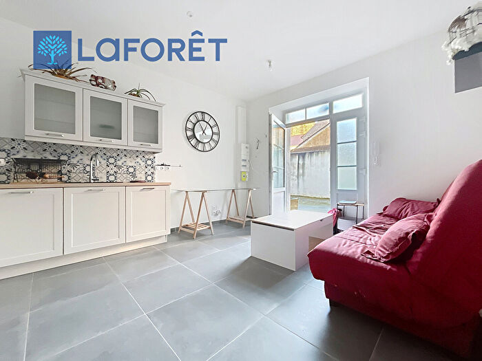 Appartement à louer - Auray, Centre-ville, Le Pratel - 2 pièces - 1 chambre