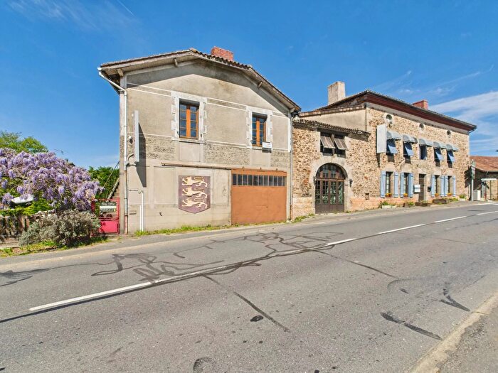 Appartement 2 pièces à vendre - Châlus