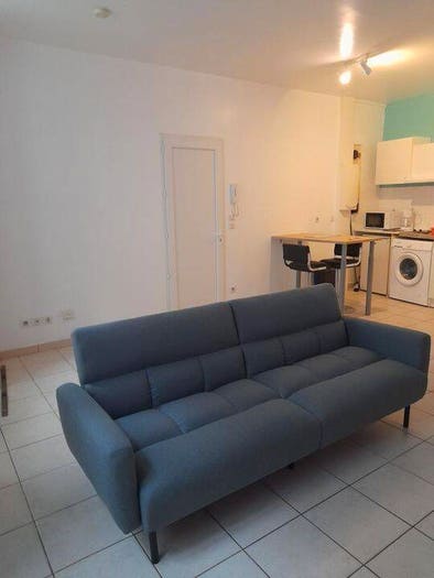 Grand Parc, Bordeaux : Appartement 1 pièce à louer