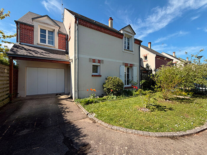 Maison à vendre - Olivet, Centre-ville - 6 pièces - 5 chambres