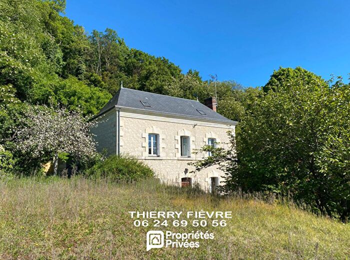 Maison à vendre - Saint-Patrice - 6 pièces - 4 chambres