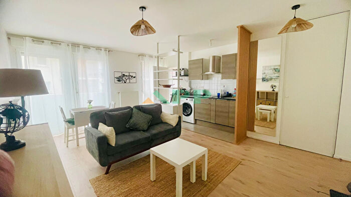 Appartement 2 pièces à louer - Choisy-le-Roi, Centre-ville, Parc Prairie, Hautes Bornes