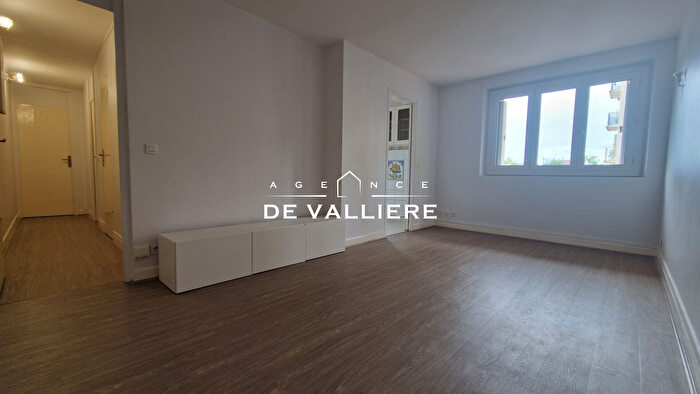Appartement 3 pièces à Nanterre, Université, à louer