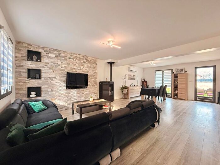 Maison à vendre - Genlis - 7 pièces - 5 chambres