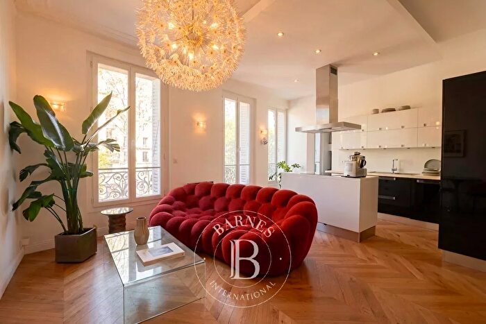 Appartement 2 pièces à louer à Paris 9ème, Trudaine, Rochechouart
