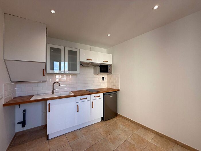 Appartement à louer - Petite Ville, Limoux - 2 pièces - 1 chambre