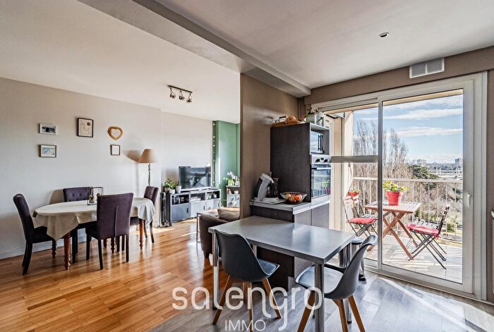 Appartement à vendre - Caluire-et-Cuire, Saint-Clair - 4 pièces - 3 chambres