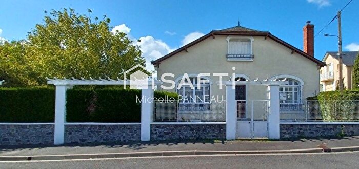 Maison à vendre - Malicorne-sur-Sarthe - 7 pièces - 3 chambres