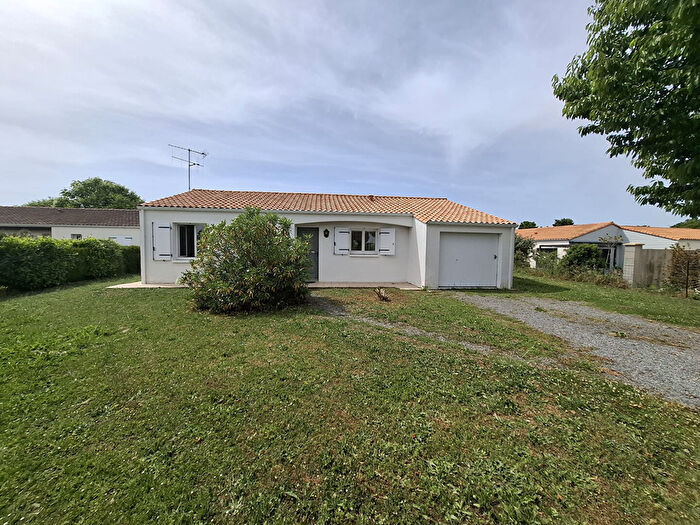 Exireuil - Maison 4 pièces à vendre