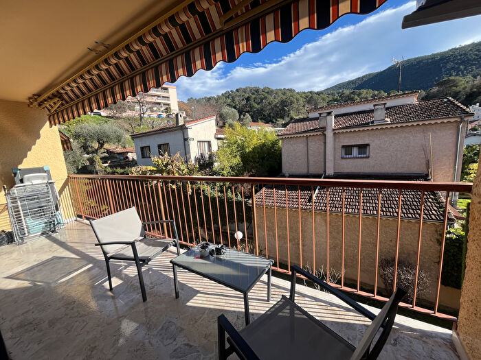 Appartement à vendre - La Trinité - 3 pièces - 2 chambres