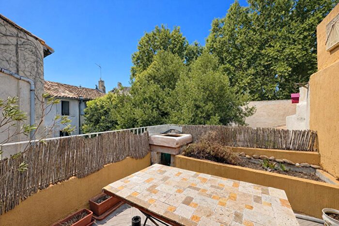 Maison à vendre - Avignon, Palais des Papes, Zone Piétonne - 6 pièces - 3 chambres