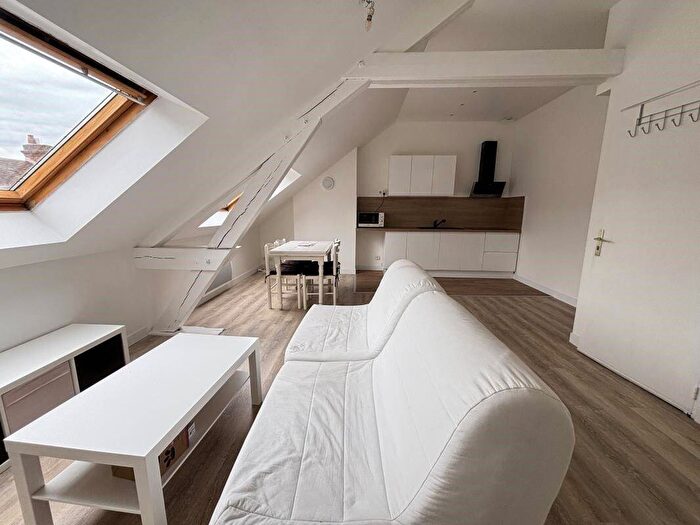 Centre Ville-Saint Léonard-Notre-Dame, Alençon - Appartement 2 pièces à louer