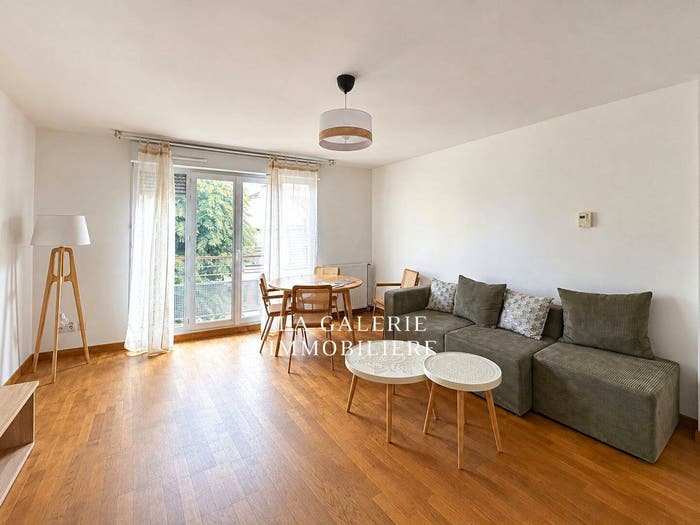 Guyot-de Gaulle, Bois-Colombes : Appartement 3 pièces à louer