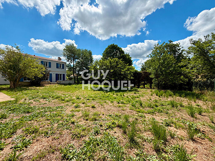 Saint-Ouen-d'Aunis : Maison 6 pièces à vendre