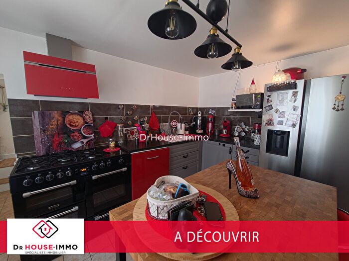 Saint-Maurice-sur-Aveyron : Maison 5 pièces à vendre