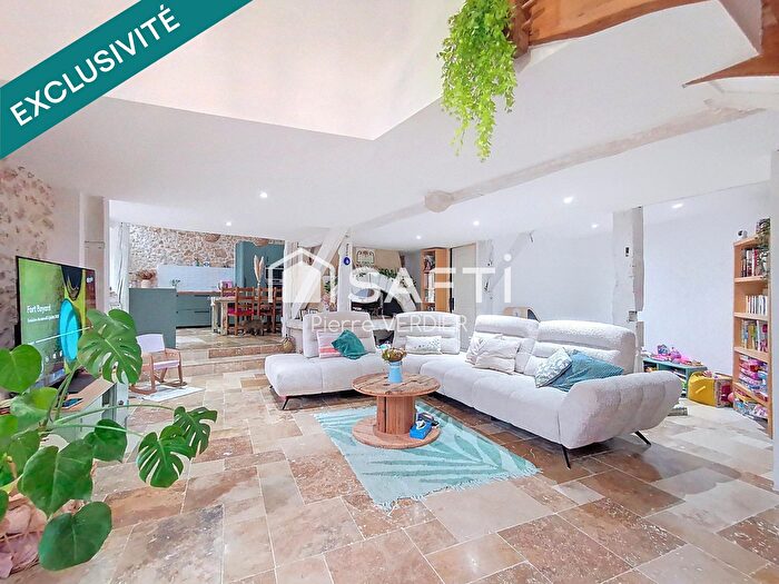 Maison à vendre - Montguyon - 5 pièces - 3 chambres