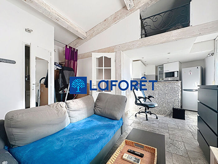 Appartement à vendre - Draguignan, Centre-ville historique - 2 pièces - 1 chambre