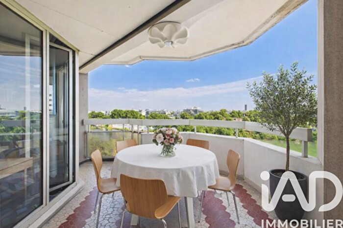 Appartement à vendre - Courbevoie, Hôtel de ville - 3 pièces - 2 chambres