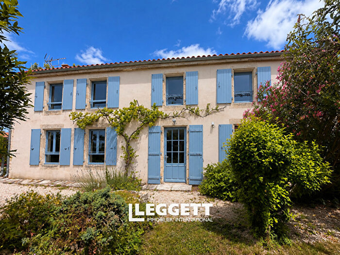 Maison 7 pièces à Vouhé, à vendre