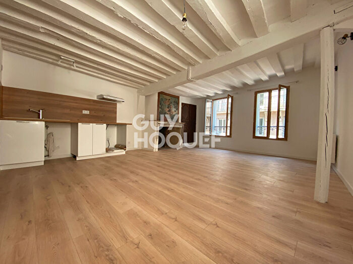 Appartement à louer - Chartres, Centre-ville - 2 pièces - 1 chambre