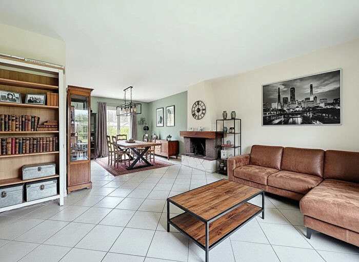 Maison à vendre - Élancourt, Nouvelle Amsterdam, ZA Petite Villedieu - 7 pièces - 5 chambres