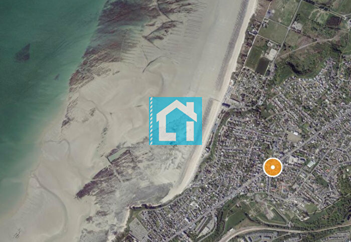 Maison à vendre - Donville-les-Bains - 8 pièces - 4 chambres