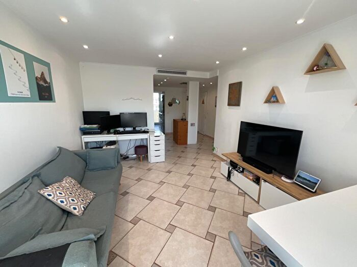 Appartement 3 pièces à vendre - Cannes, Carnot