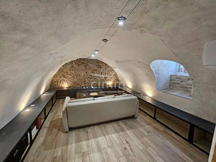 Maison à vendre - Oraison - 2 pièces - 1 chambre