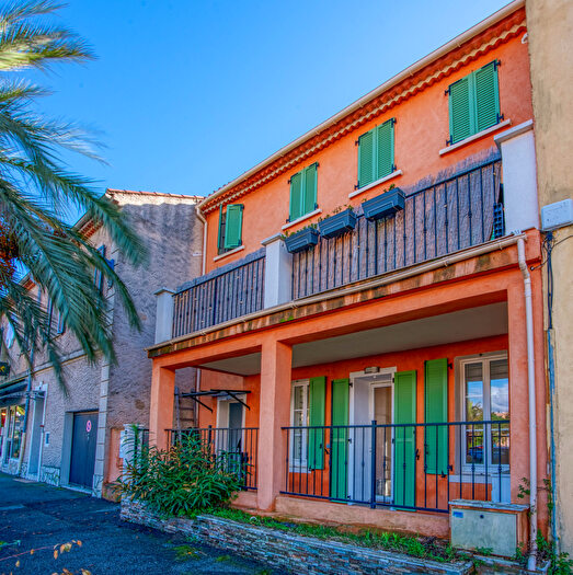 Maison à vendre - Saint-Mandrier-sur-Mer - 5 pièces - 3 chambres