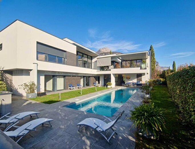 Maison à vendre - Bernin - 8 pièces - 6 chambres