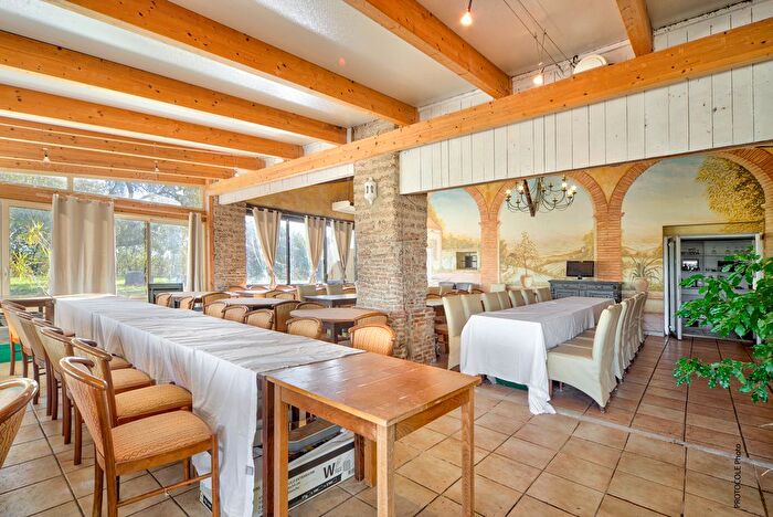 Maison à vendre - Villematier - 10 pièces - 8 chambres