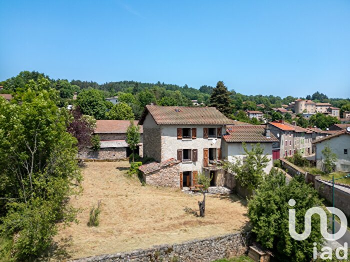 Maison à vendre - Saint-Bonnet-le-Chastel - 4 pièces - 3 chambres