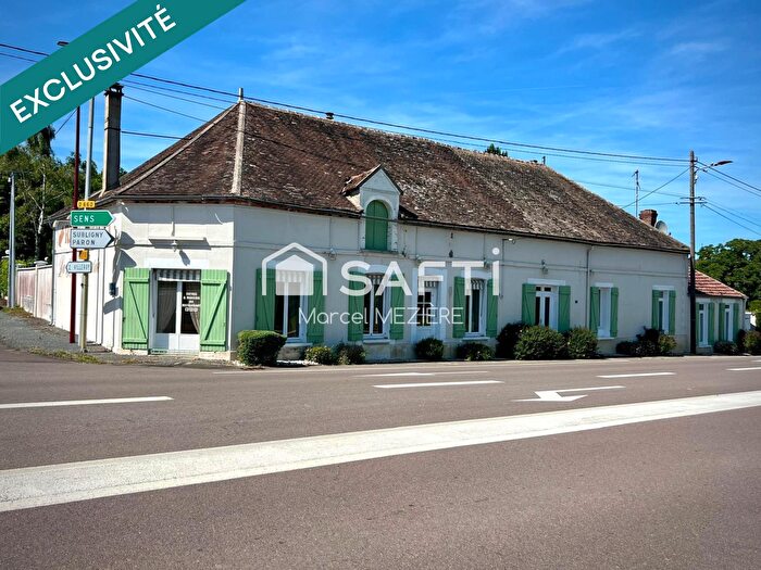 Maison 6 pièces à Sens, LAmande, à vendre