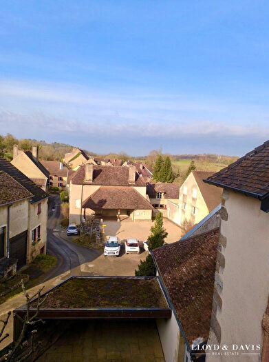 Maison à vendre - Menotey - 7 pièces - 6 chambres